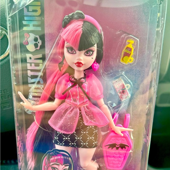 monster high | Toys | Monster High Draculaura Day Out Doll | Poshmark